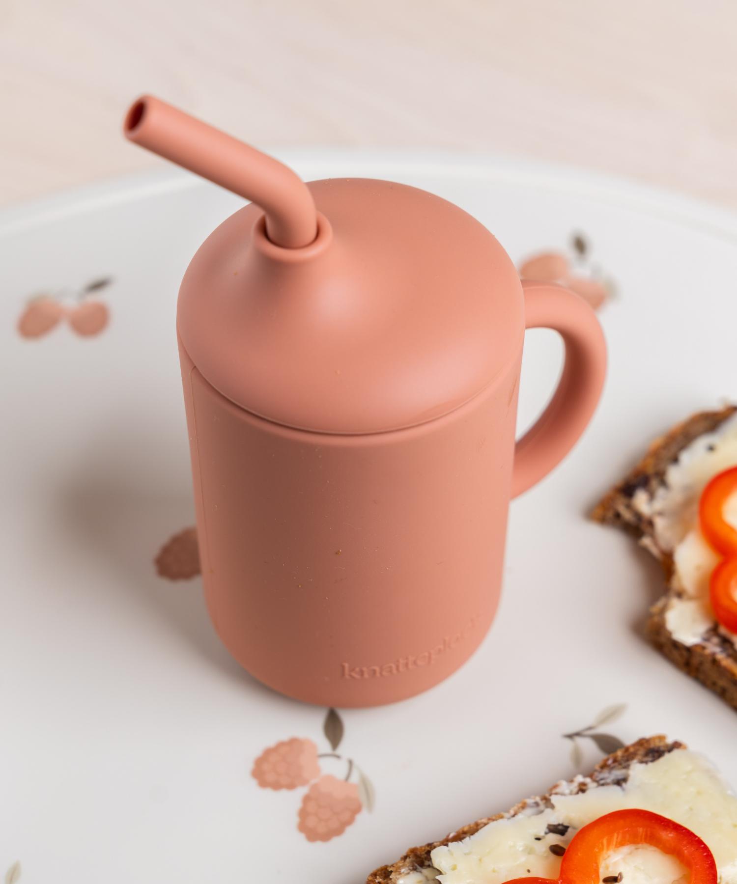 2-pack stor mugg med sugrör - Soft terracotta – Knatteplock